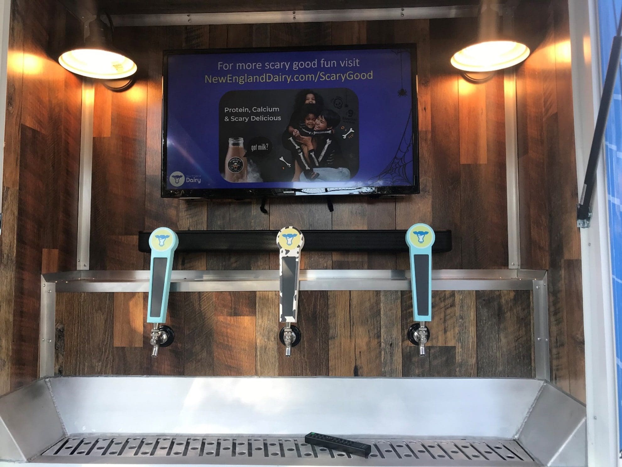The Mobile Dairy Bar: Taste. Learn. Experience. - New England Dairy